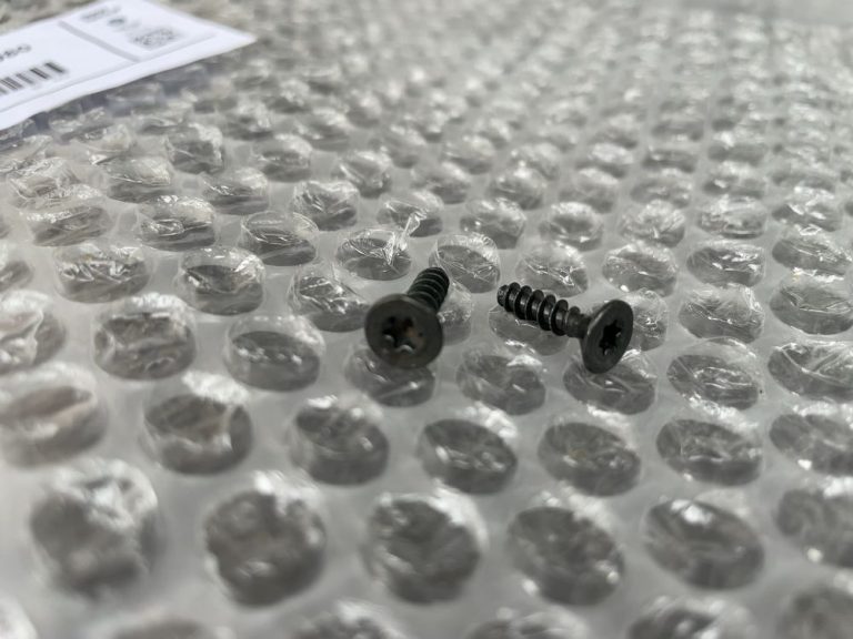 F54 クラブマン エアインテークガイドからの異音（ビビり音） | MINI F54クラブマン過走行の記録